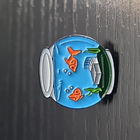 Source Unknown | Jewelry | Goldfish Bowl With Bed Pin | Poshmark